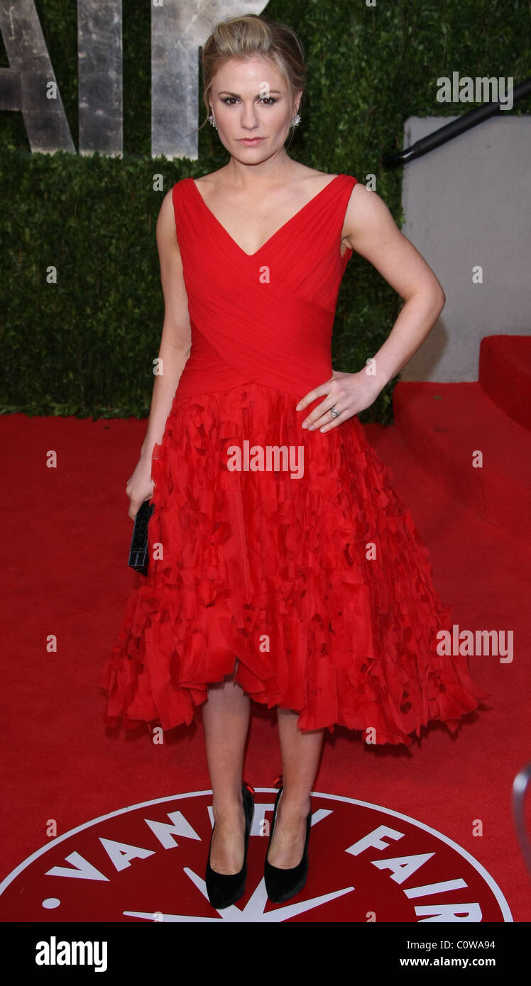 ANNA PAQUIN 2011 VANITY FAIR OSCAR PARTY LOS ANGELES CALIFORNIA USA 27 ...
