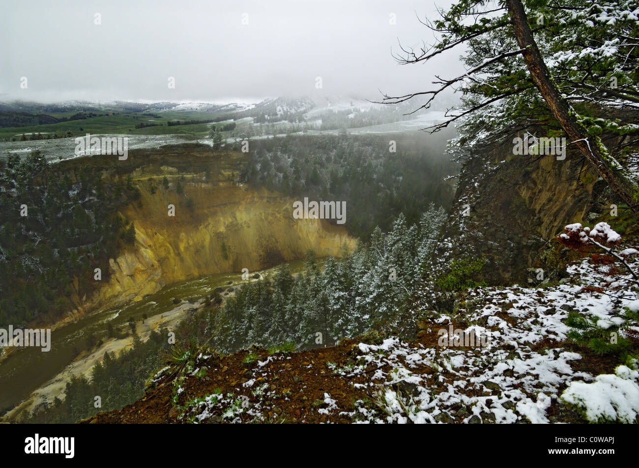 Scenic landscape river mountain hi-res stock photography and images - Alamy
