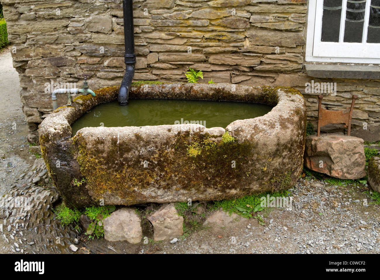 Old water trough hi-res stock photography and images - Alamy