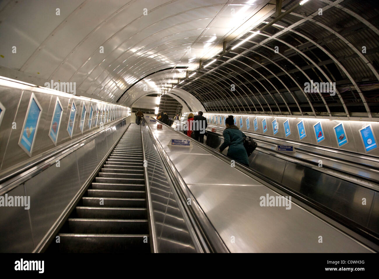 A London underground/tube station Stock Photo - Alamy