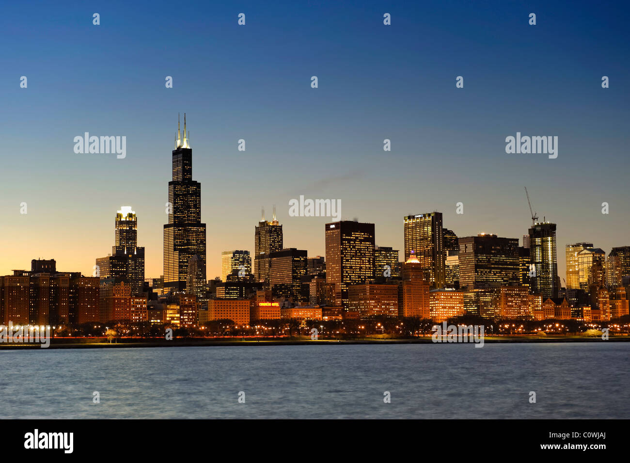 Chicago Skyline at dusk, Chicago, Illinois, USA Stock Photo - Alamy