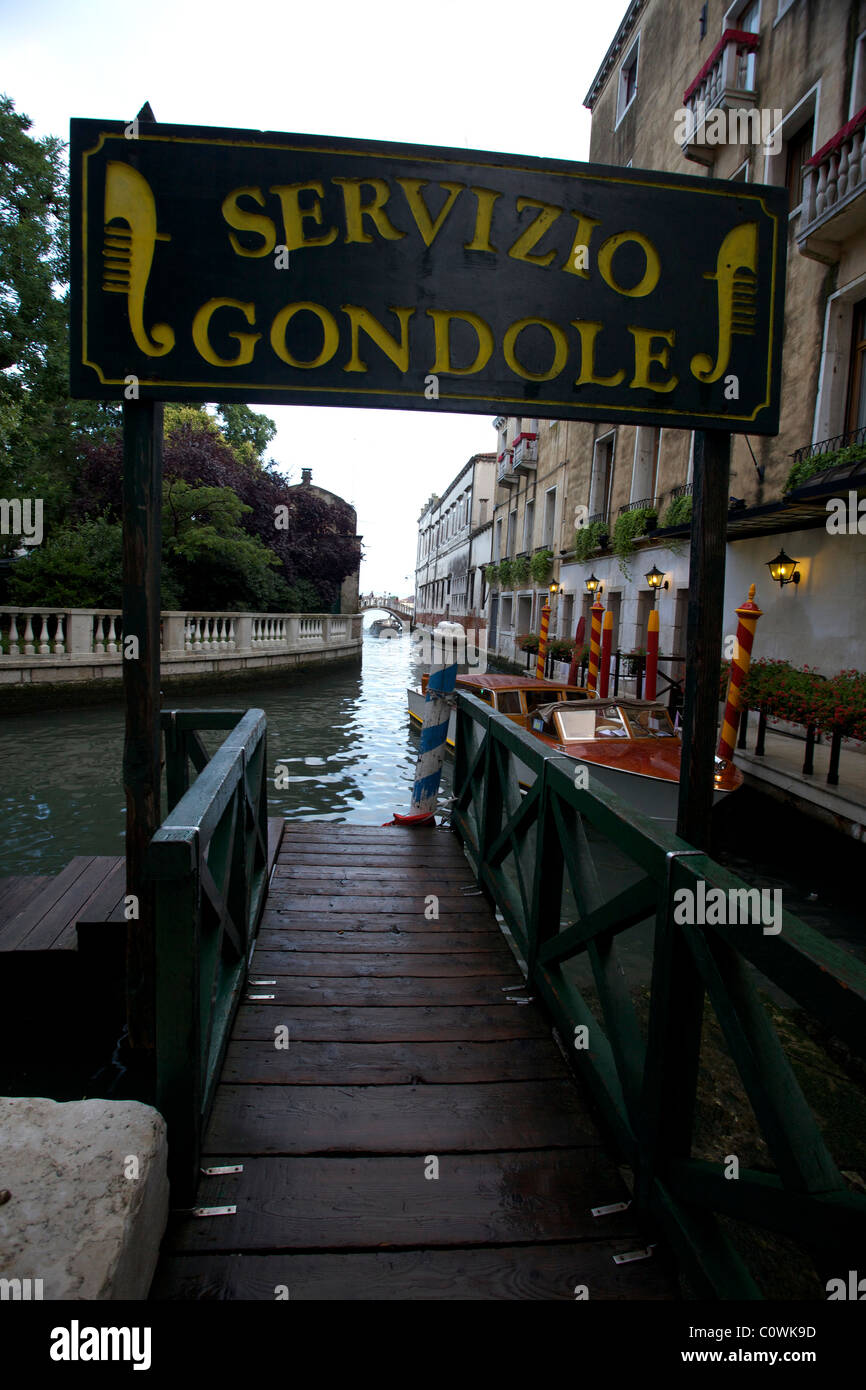 Gondola Service Sign and Water taxi , hotel Bellagio Venice Italy Stock ...
