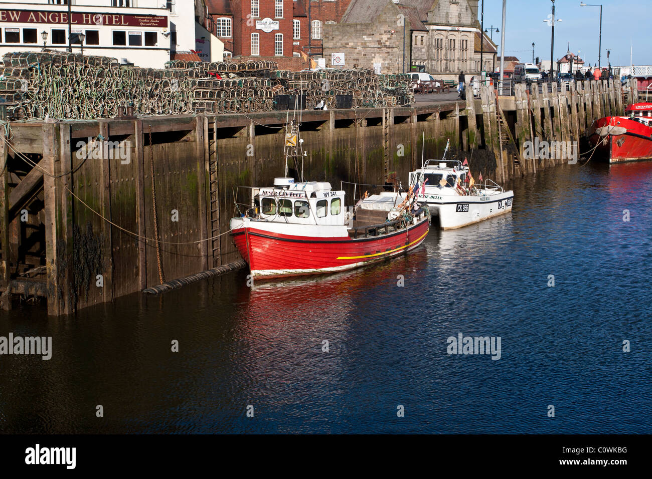Quay side boats hi-res stock photography and images - Alamy