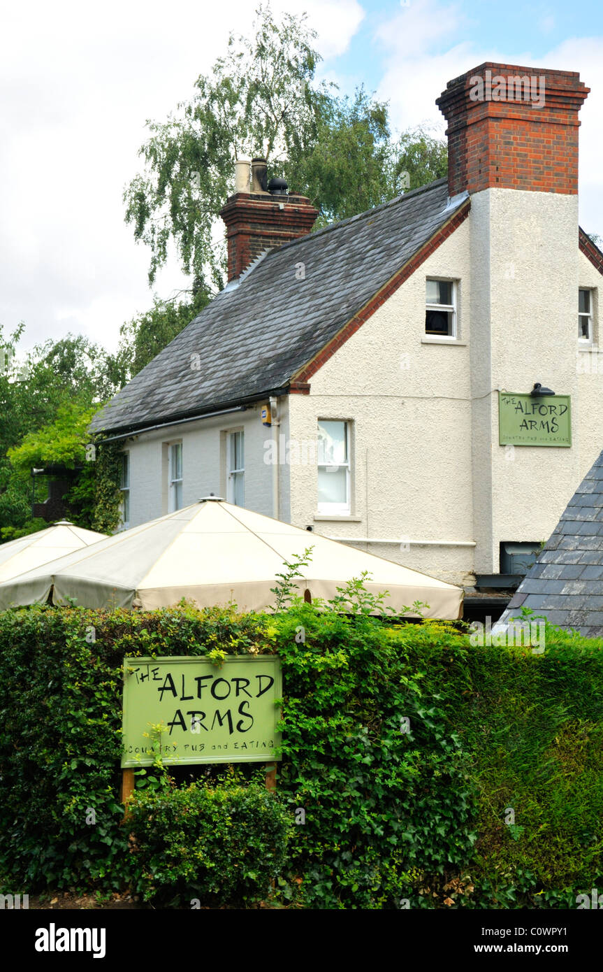 Frithsden Alford Arms pub Stock Photo - Alamy