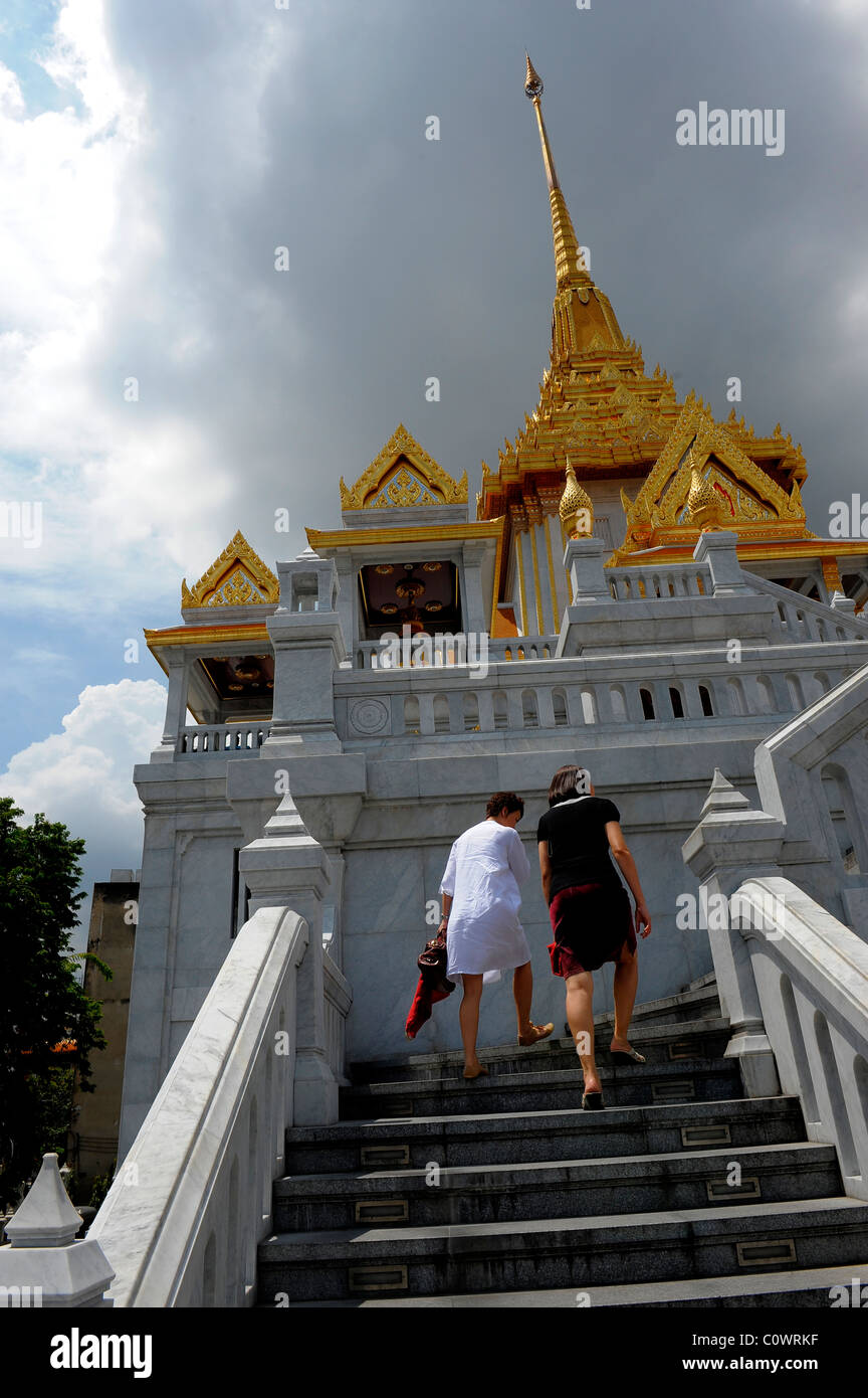 Wat Traimit Phra Maha Mondop ( Scripture Library ) of the Golden Buddha ...