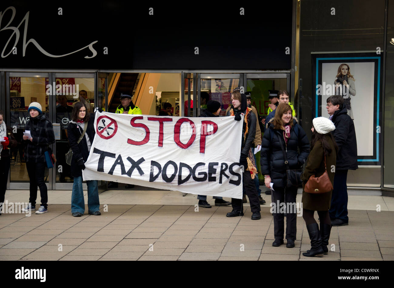 Edinburgh princes street bhs hi-res stock photography and images - Alamy