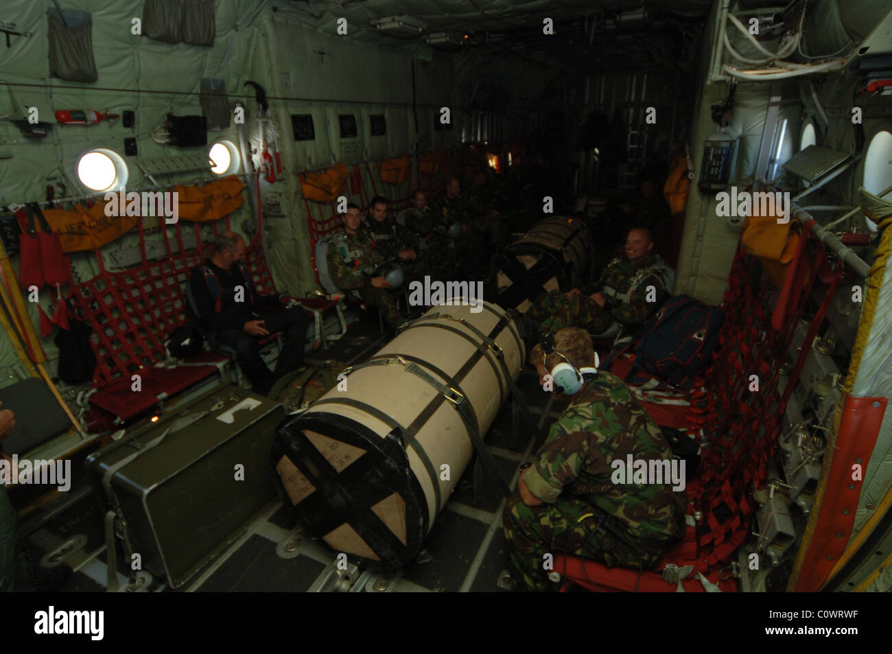 Path finer platoon jup from a RAF C-130 Hercules transport aircraft ...