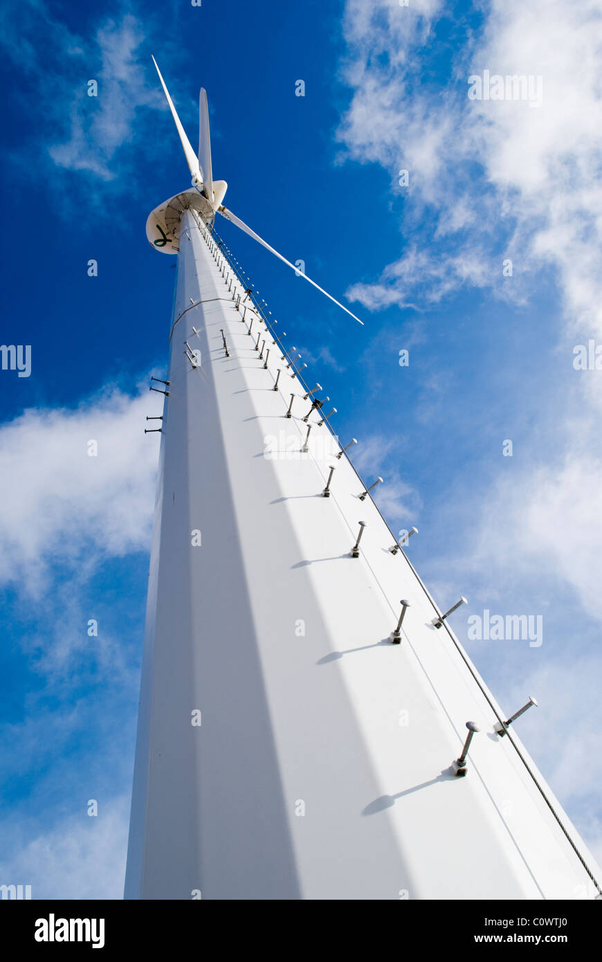 Huge wind turbines are on display at a facility in Greensburg, Kansas ...