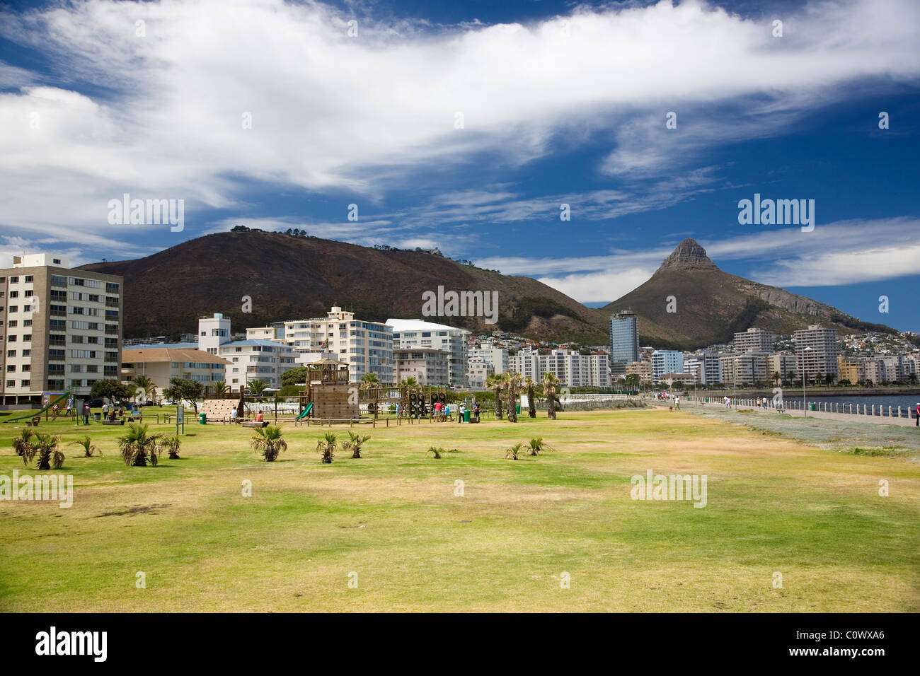 Beachfront and sea grass hi-res stock photography and images - Alamy