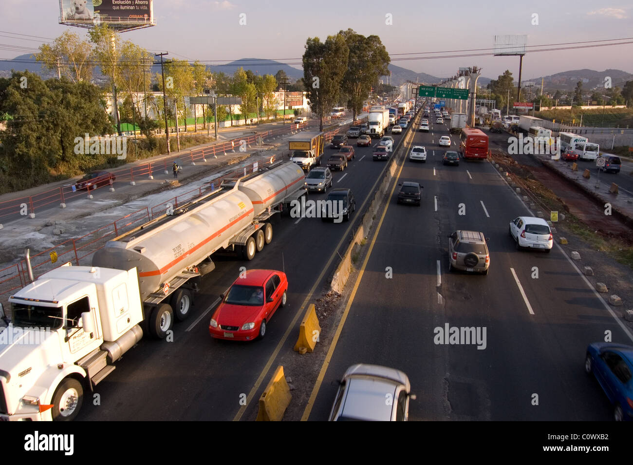 Highway construction mexico hi-res stock photography and images - Alamy