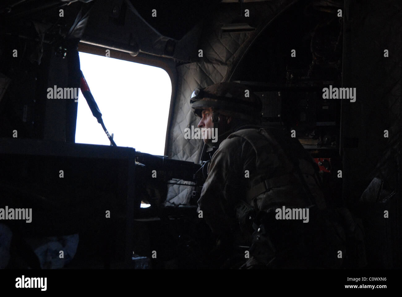 The Boeing CH 47 is a versatile twin engine Tandon rotor heavy lift ...