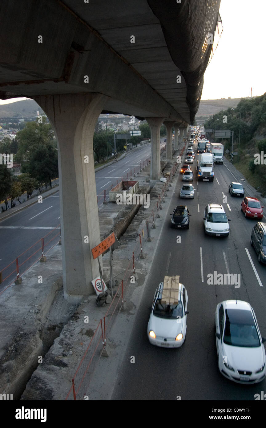 Viaduct under construction hi-res stock photography and images - Alamy