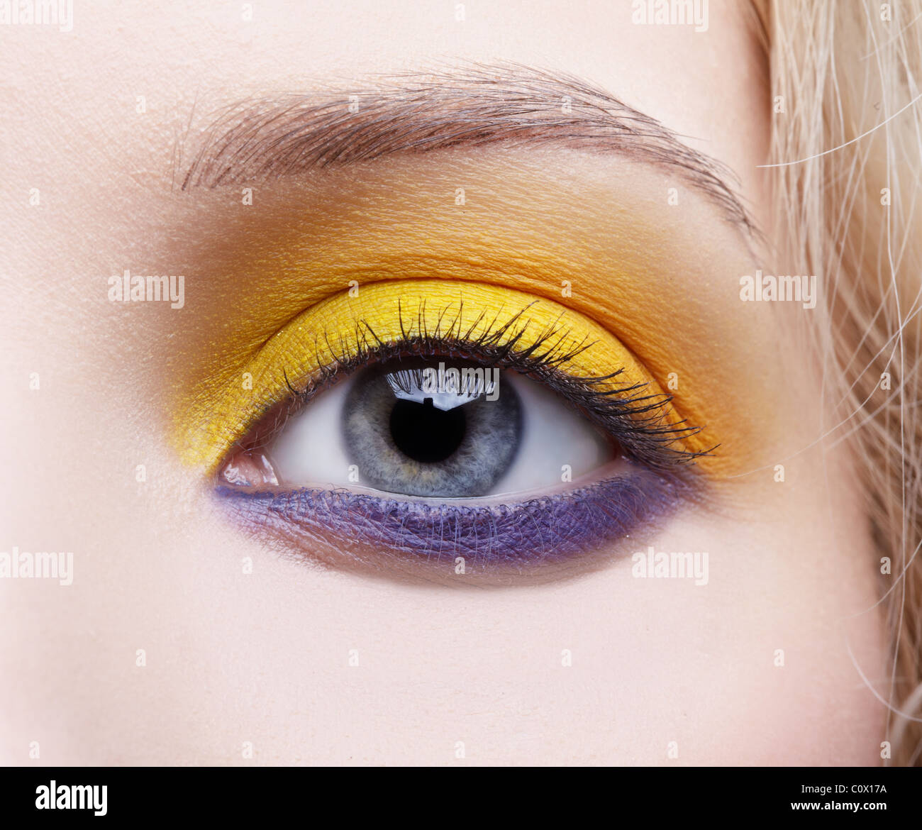 Eye zone makeup hi-res stock photography and images - Alamy