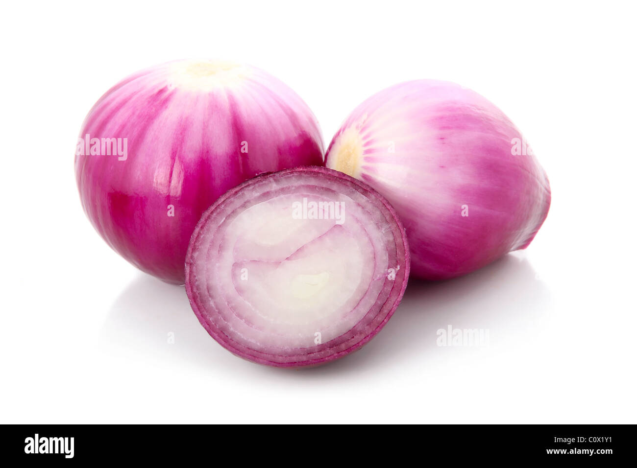 Red onion vegetable isolated on white Stock Photo - Alamy