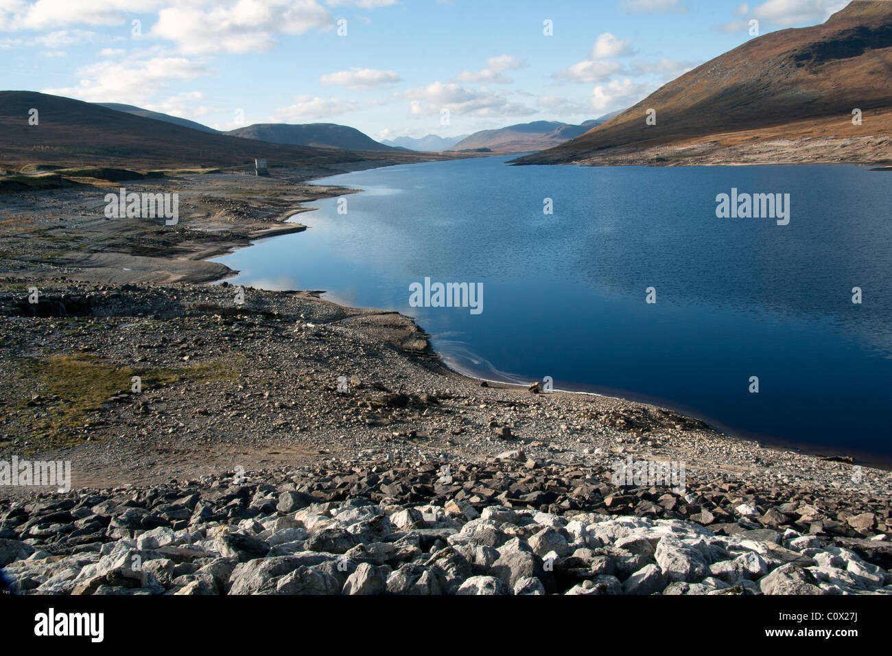 Low water in Loch Glascarnoch Stock Photo - Alamy