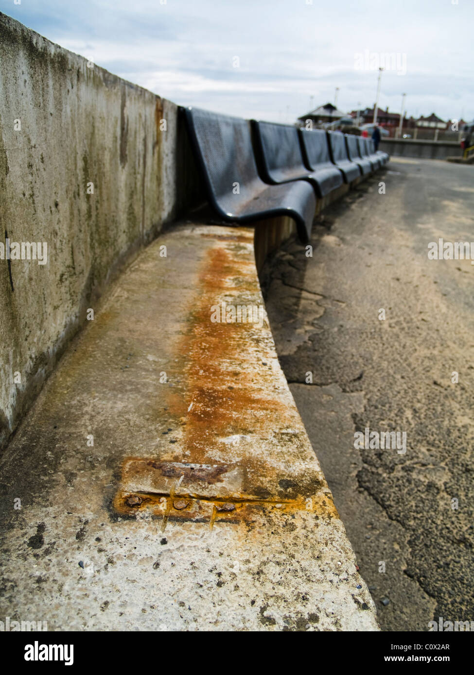 Rusty benches hi-res stock photography and images - Alamy