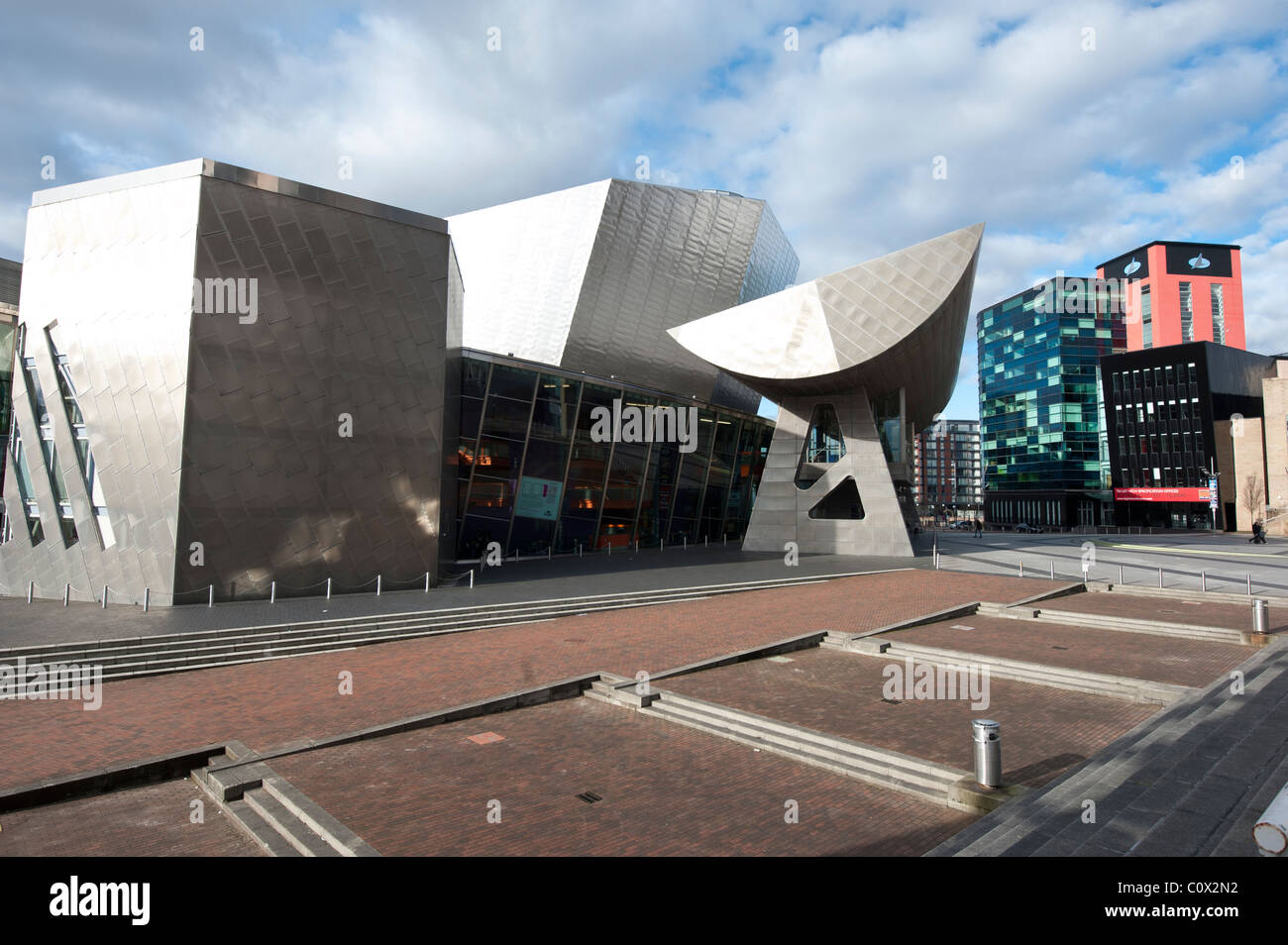 The Lowry Building, Salford Quays Manchester Stock Photo - Alamy