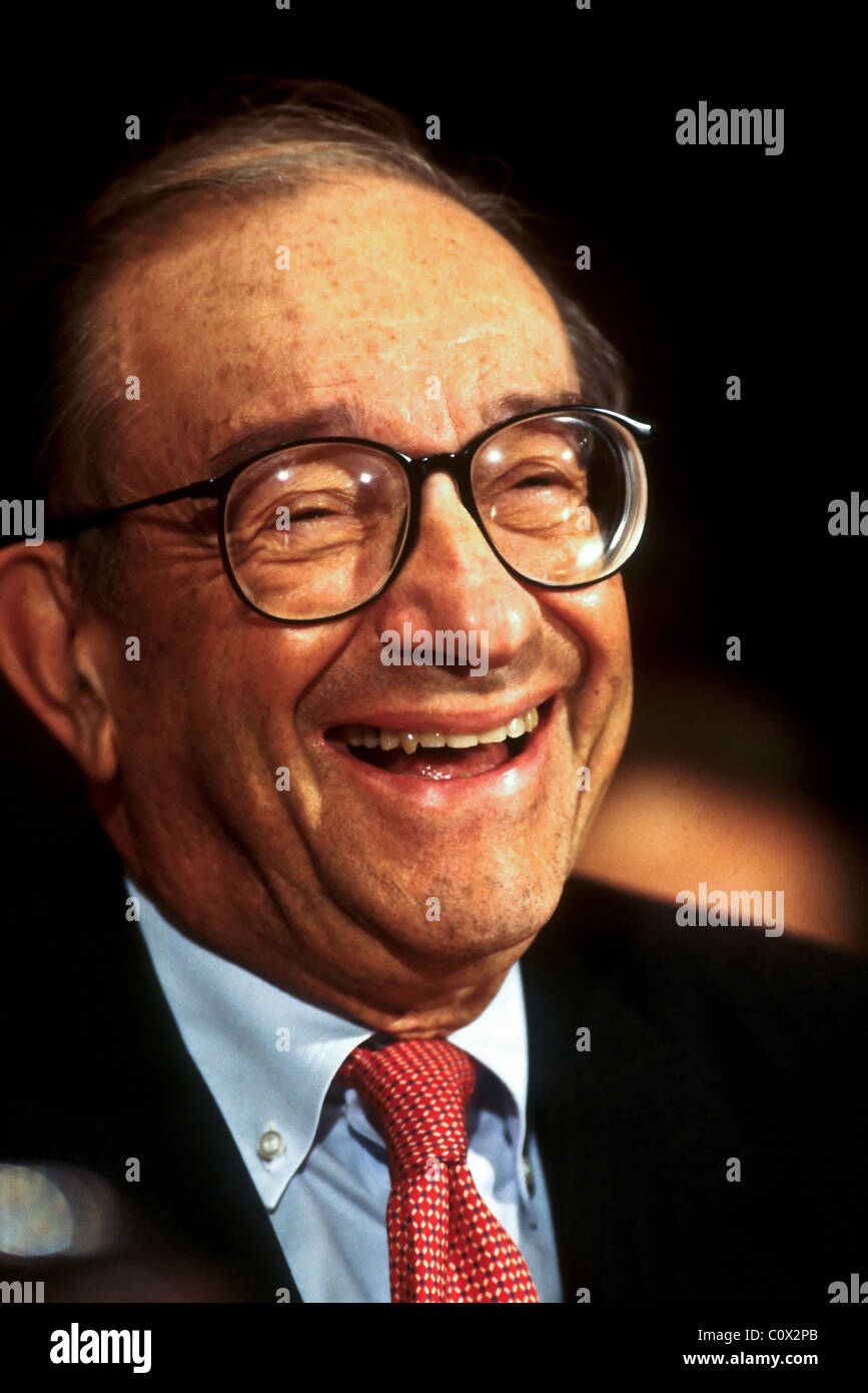 Fed Chairman Alan Greenspan testifies on the mid year economic report ...