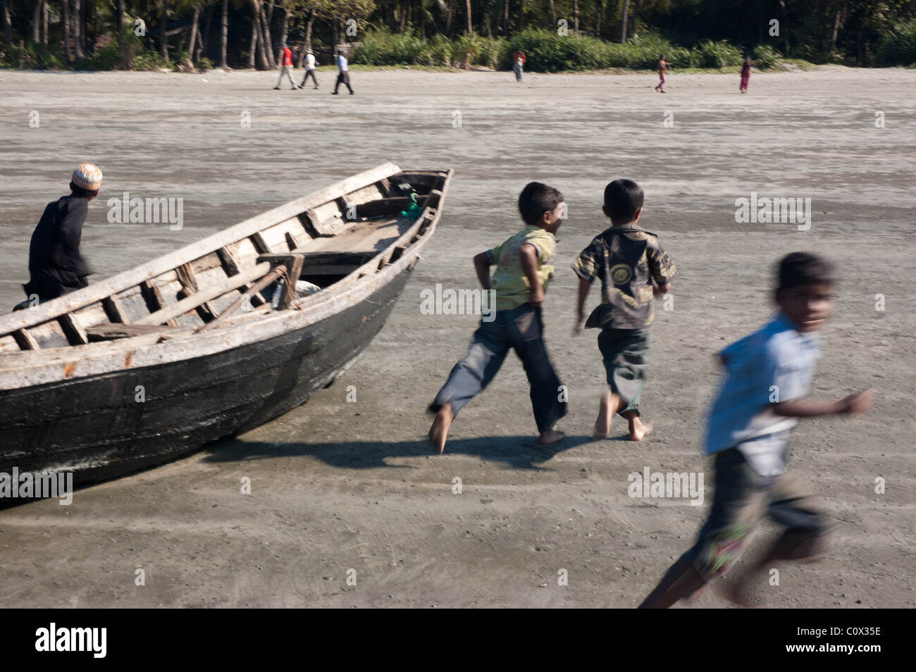 Run about boat hi-res stock photography and images - Alamy