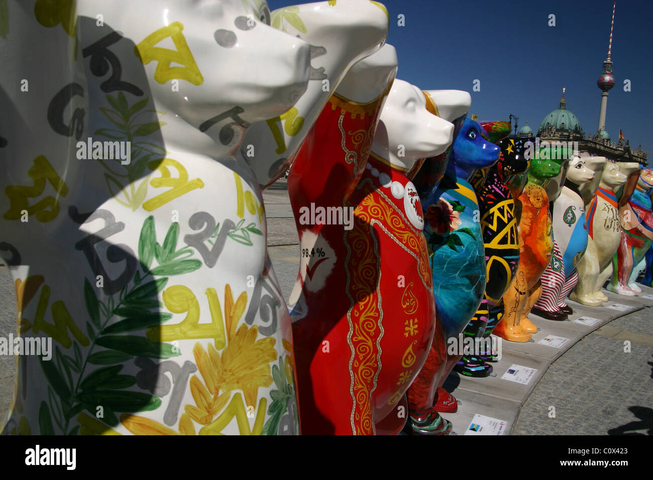 Buddy Bears are a series of painted, life-size fibreglass bear ...