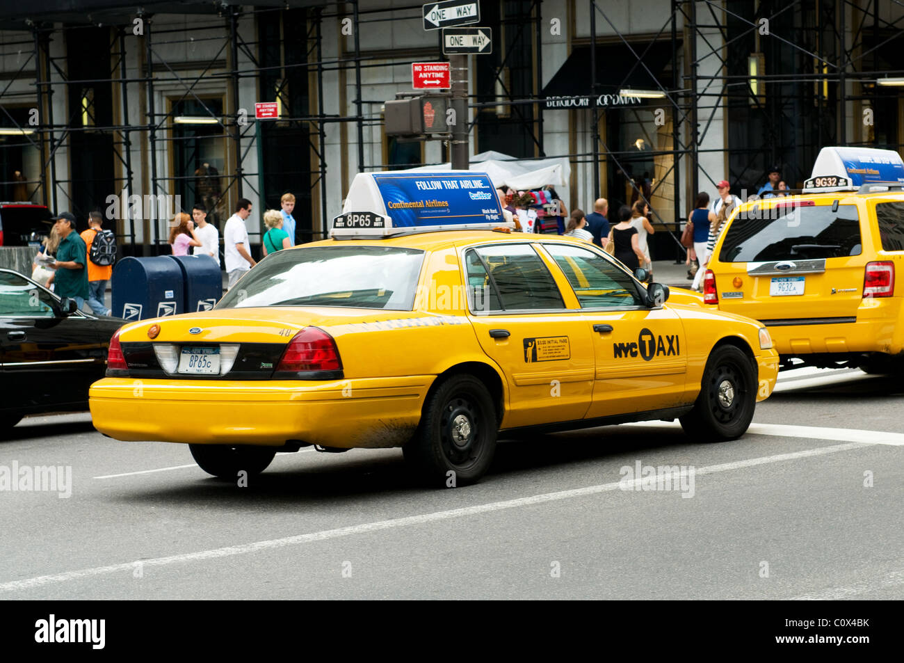 Famous New York yellow taxi cabs in motion Stock Photo - Alamy