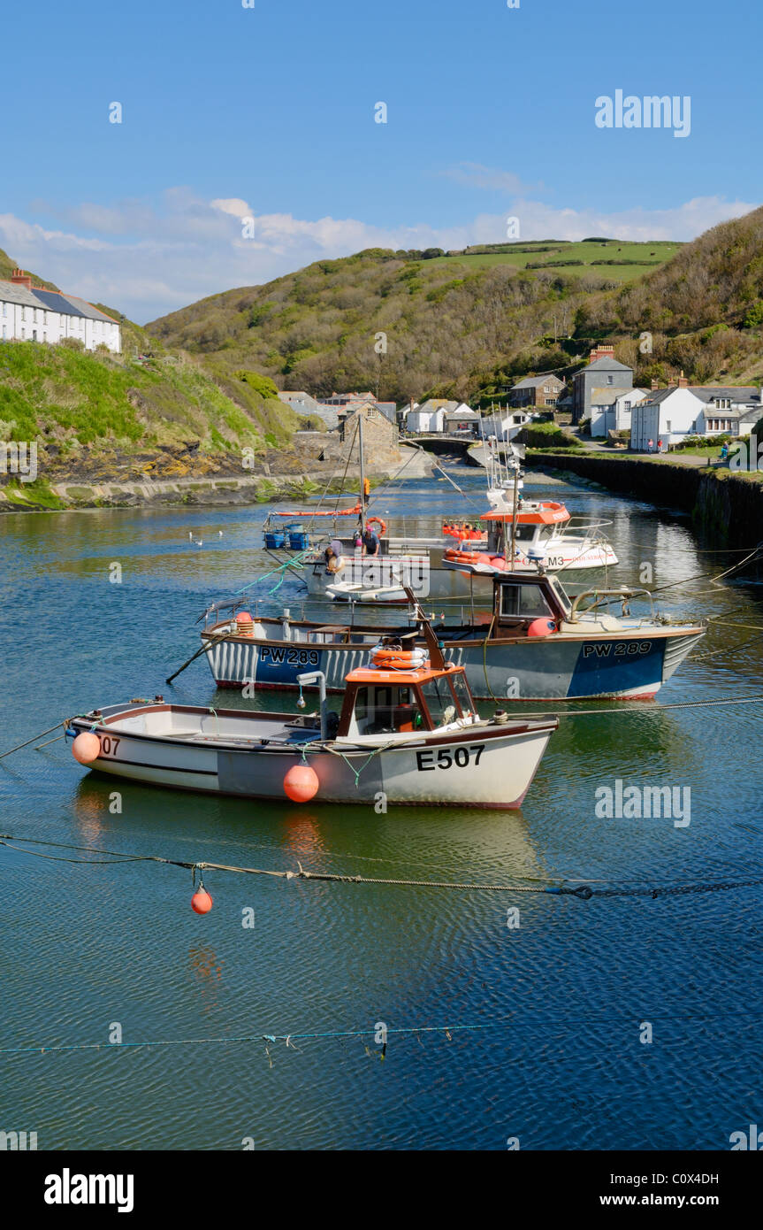 Boats in Boscastle Harbour on the North Cornwall coast, England Stock ...
