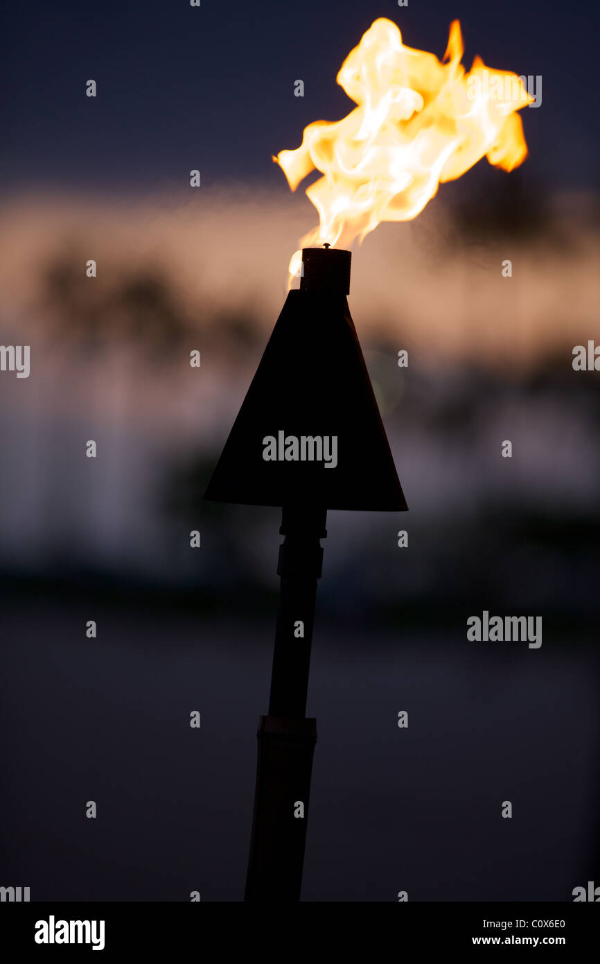 Tiki torch hi-res stock photography and images - Alamy