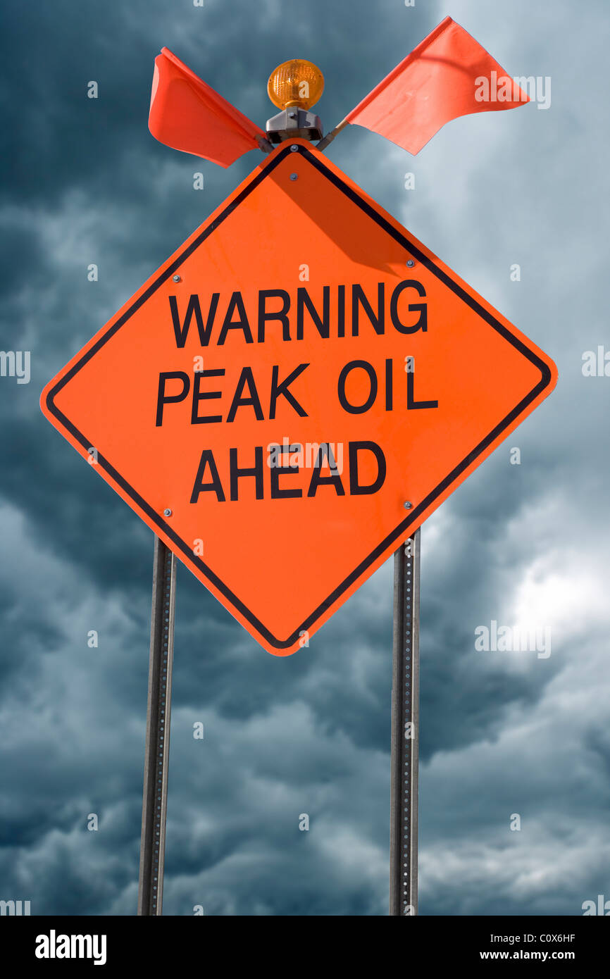 Oil warning signs hi-res stock photography and images - Alamy