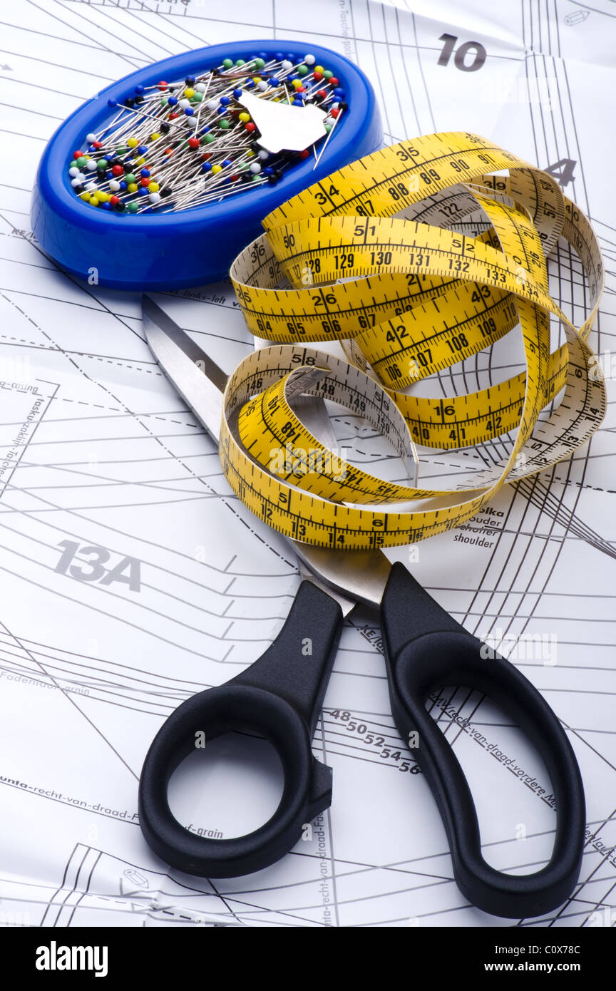 sewing pattern with sew instrument closeup Stock Photo - Alamy