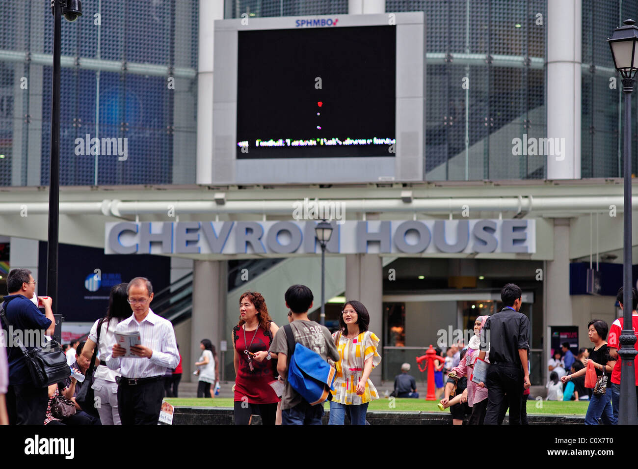 Raffles Place Showing Chevron House Singapore Stock Photo - Alamy