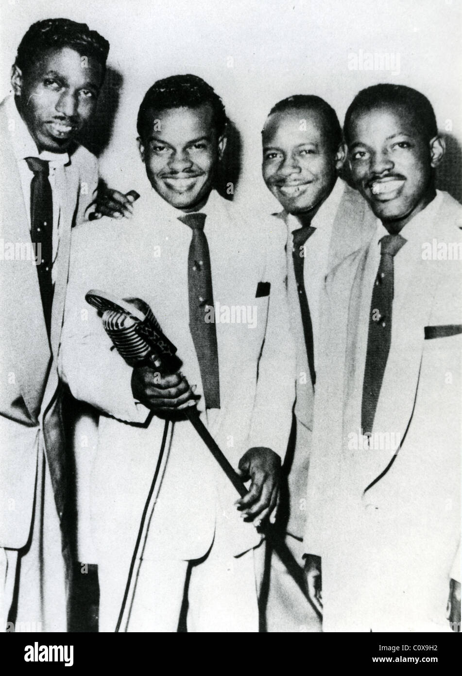 Singers group hi-res stock photography and images - Alamy