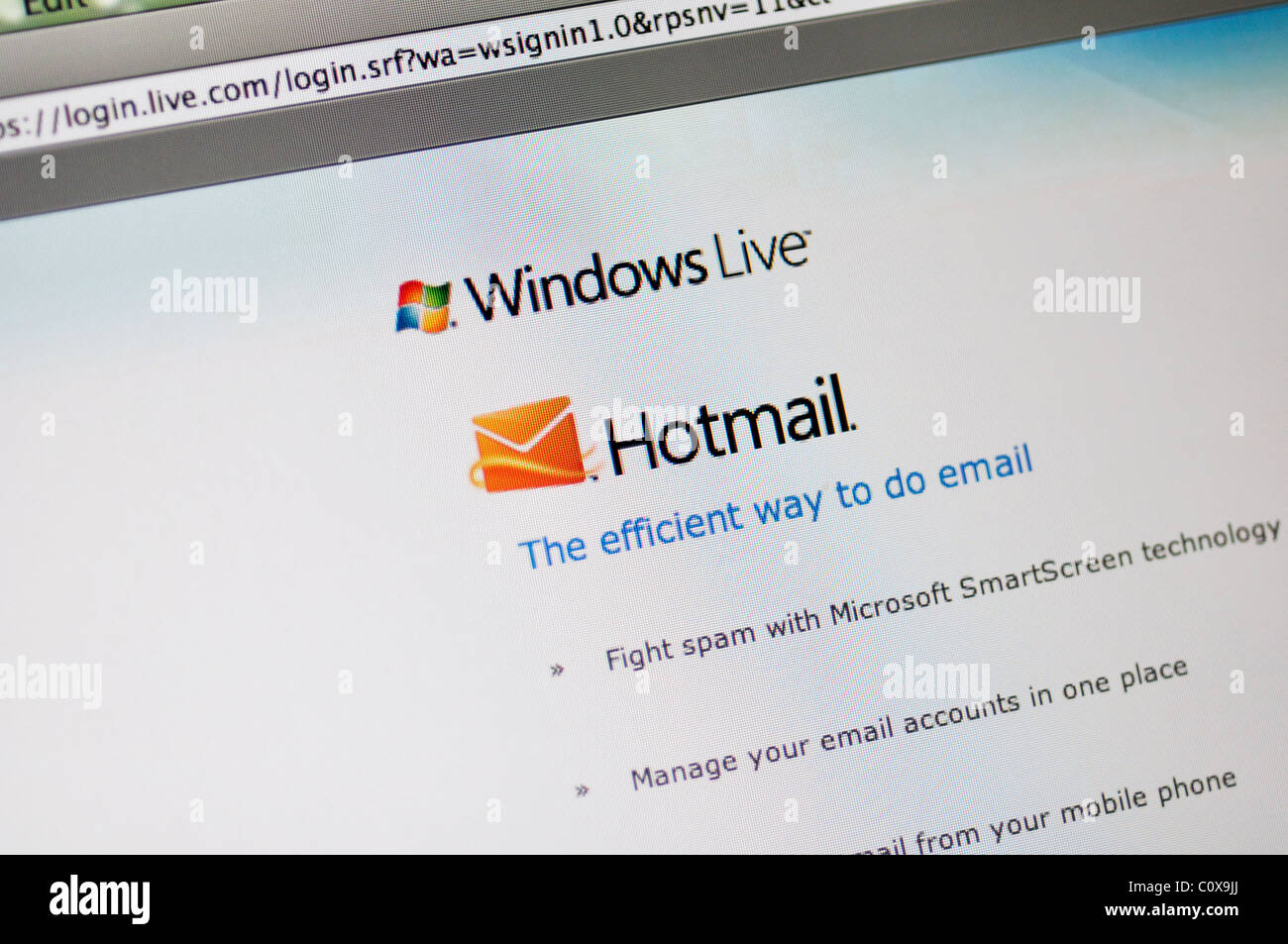 Hotmail screen hi-res stock photography and images - Alamy