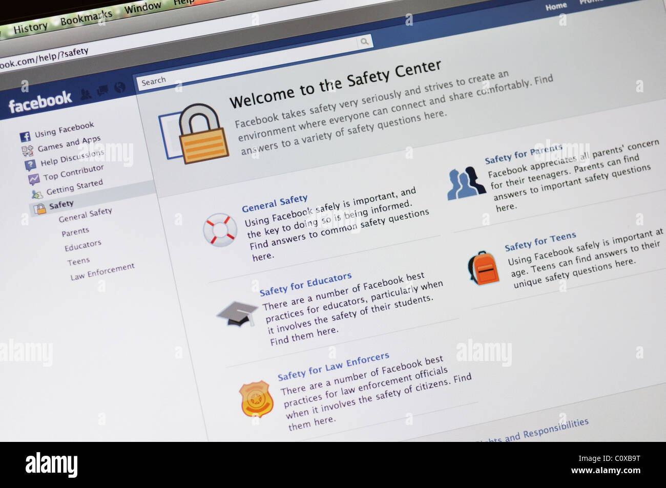 Facebook website - Safety Center and privacy settings Stock Photo - Alamy