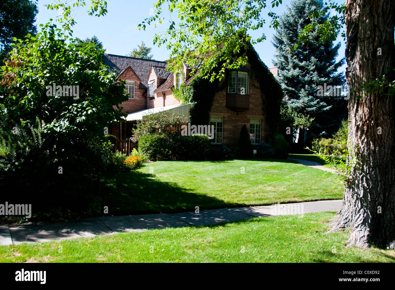 Denvers cherry creek area hi-res stock photography and images - Alamy