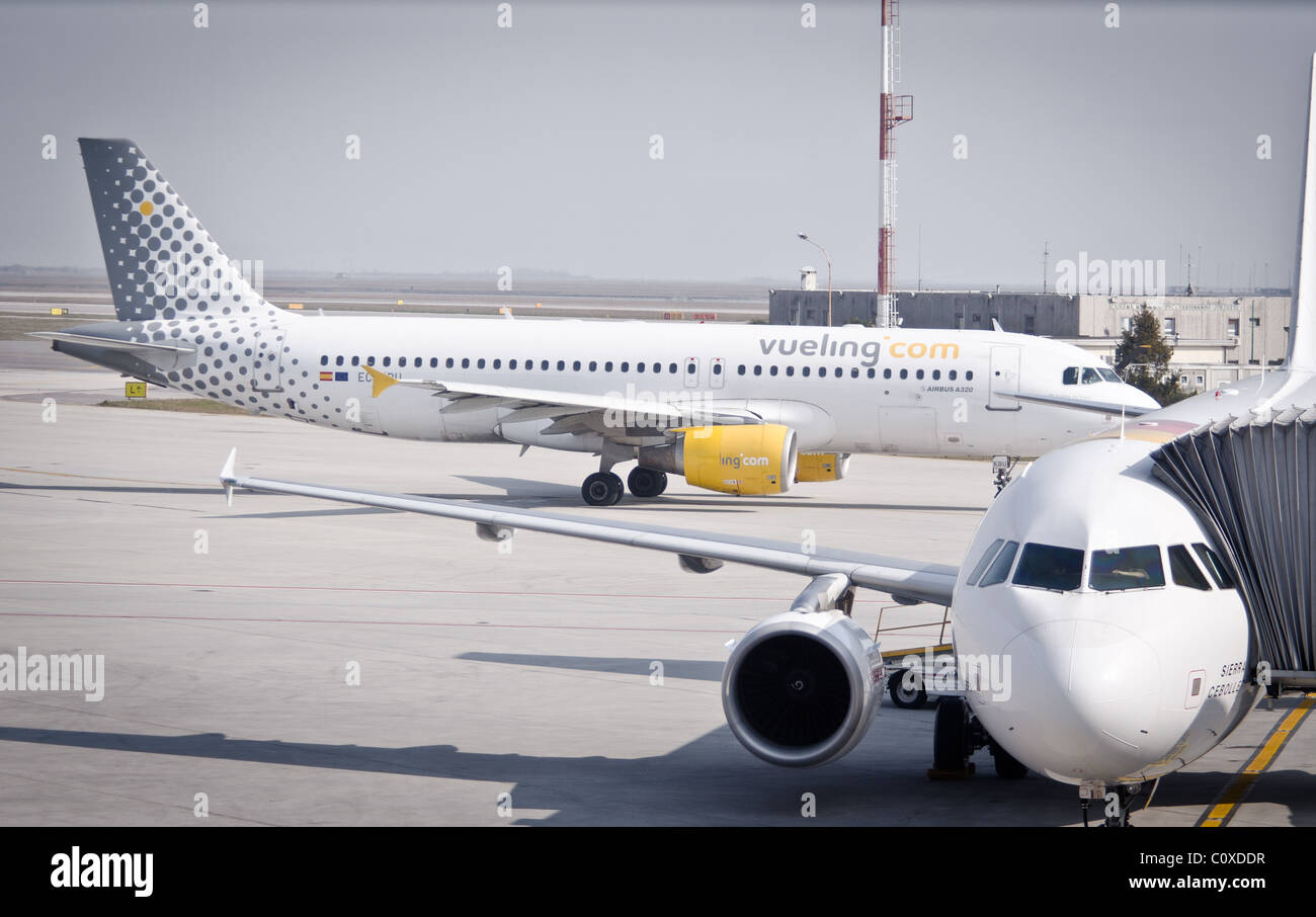 Taxing hi-res stock photography and images - Alamy