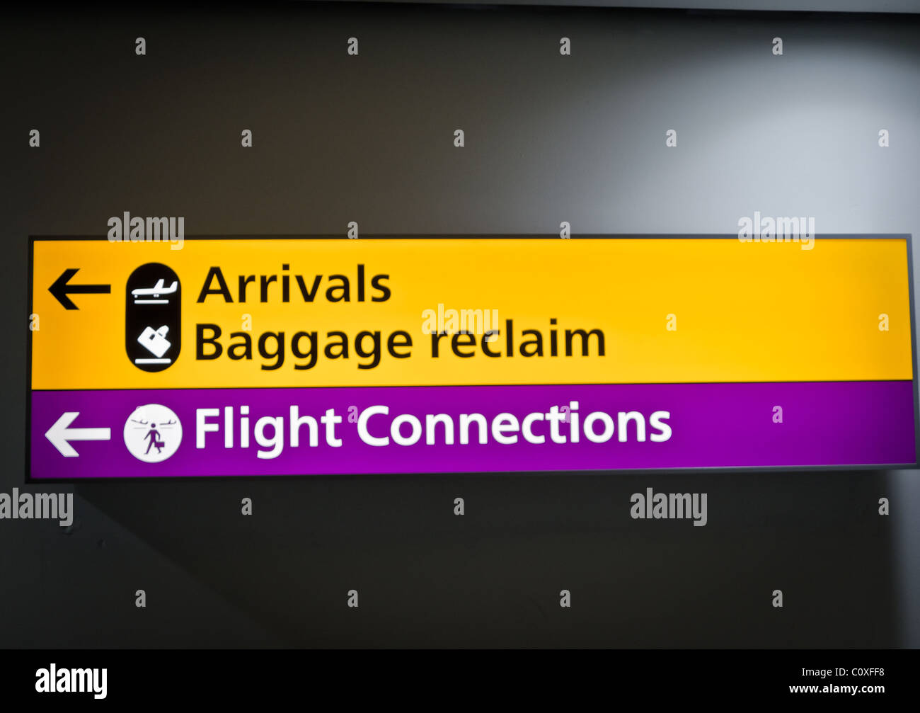 Flight connections Airport Sign Stock Photo - Alamy