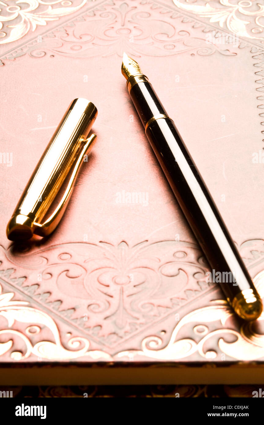 classical fountain pen Stock Photo - Alamy