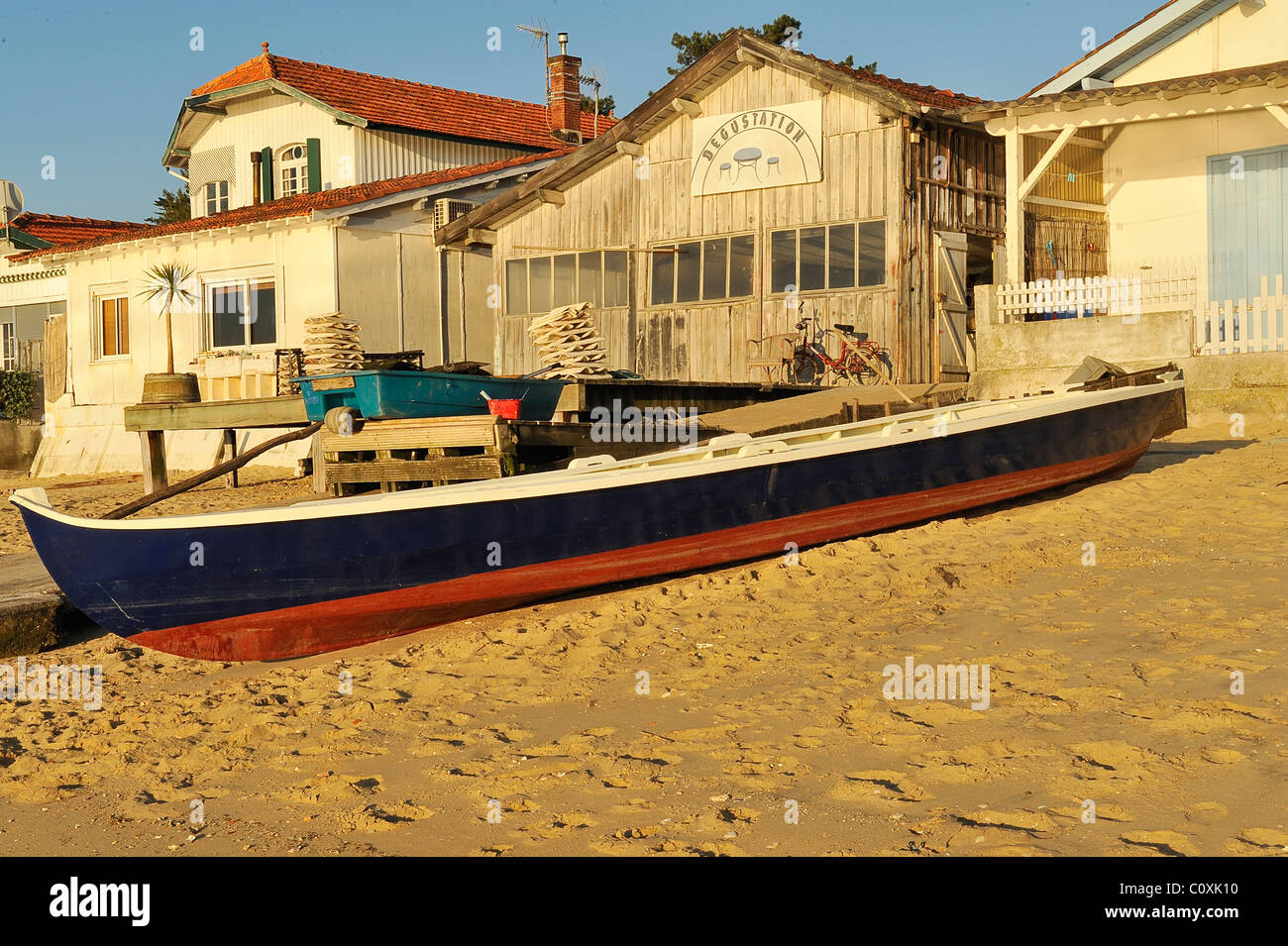 Pinasse boat hi-res stock photography and images - Alamy