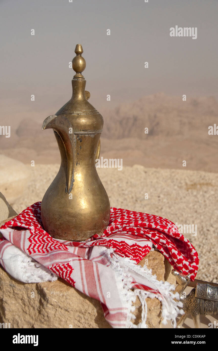 Jordan, Ar-Rajif (near Wadi Musa). Brass tea pot Stock Photo - Alamy