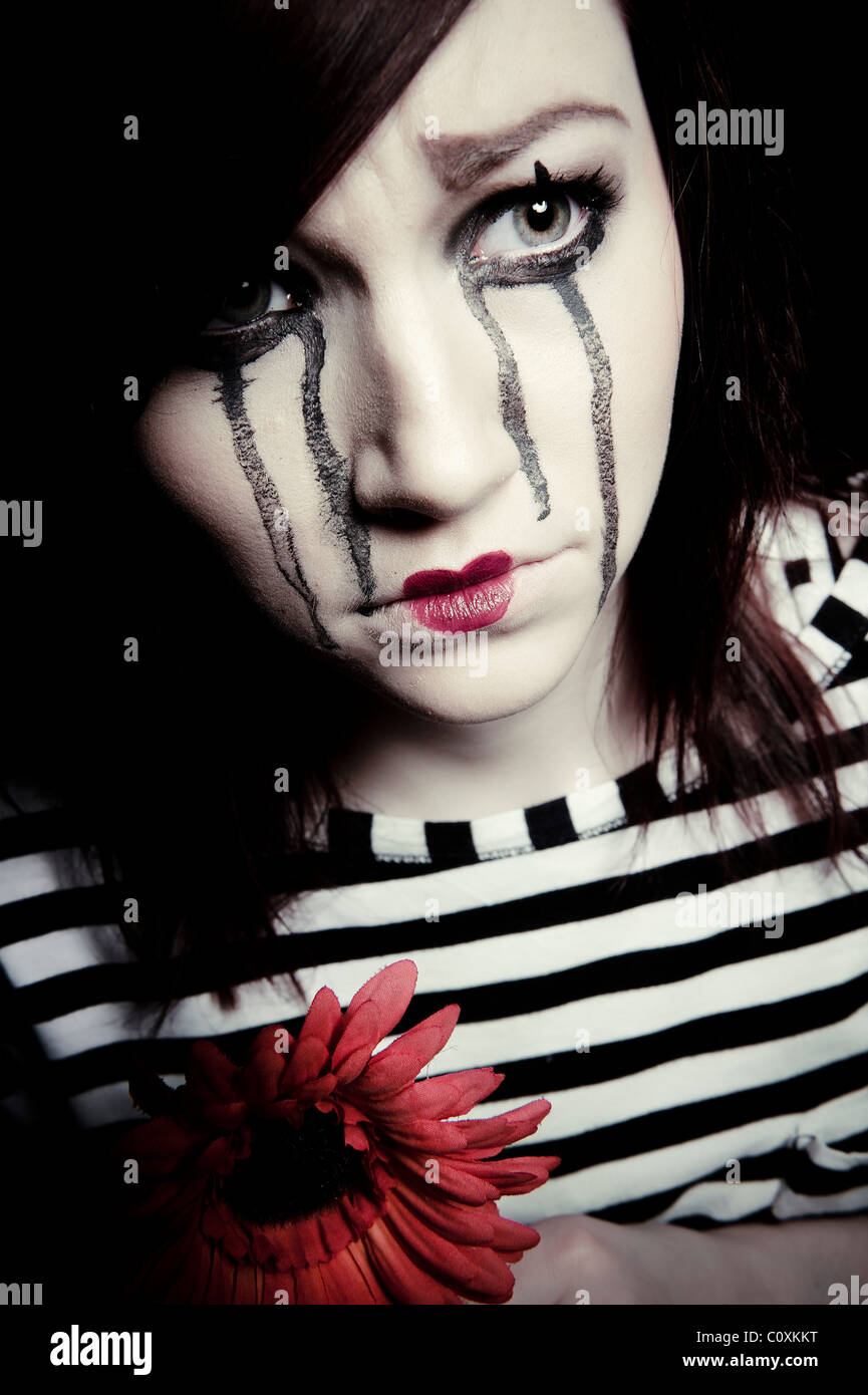 Sad clown hi-res stock photography and images - Alamy