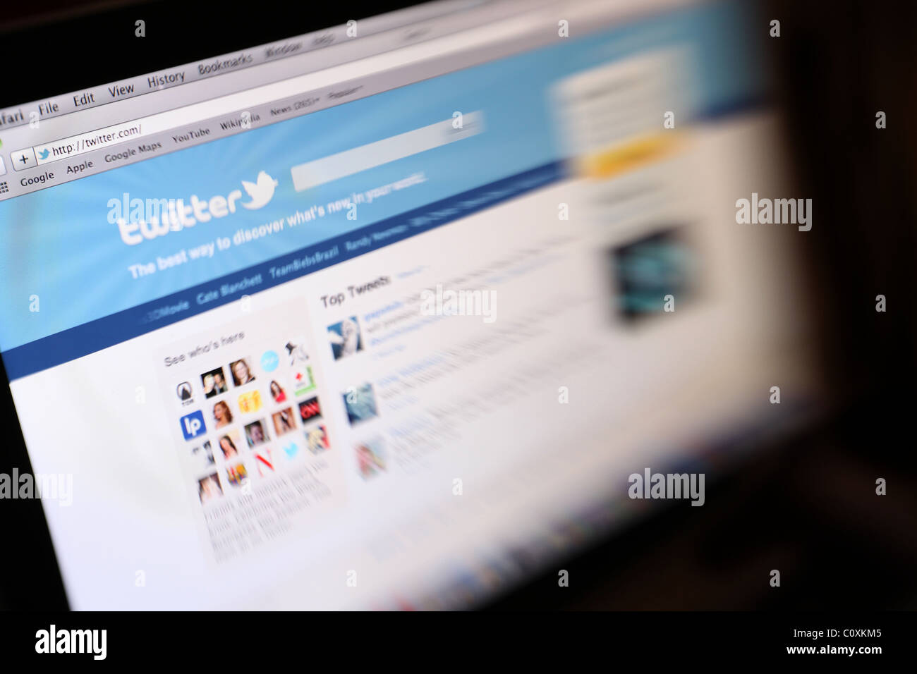 A screen shot showing the website Twitter Stock Photo - Alamy