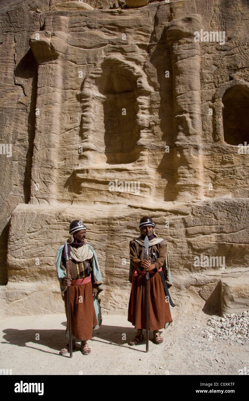 Jordan native man traditional clothes hi-res stock photography and ...