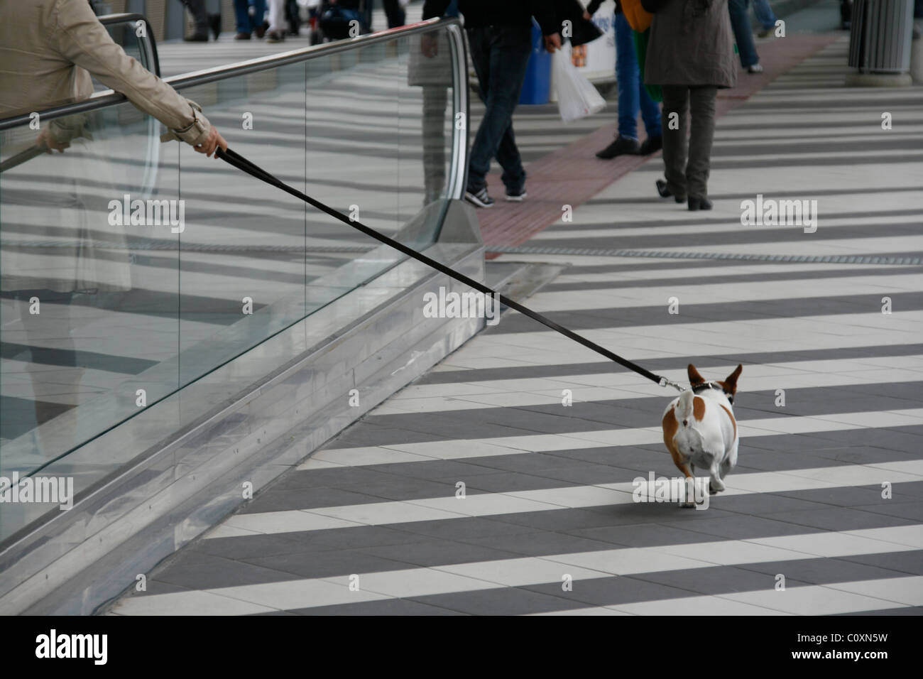 Anonymous shopping centre hi-res stock photography and images - Alamy
