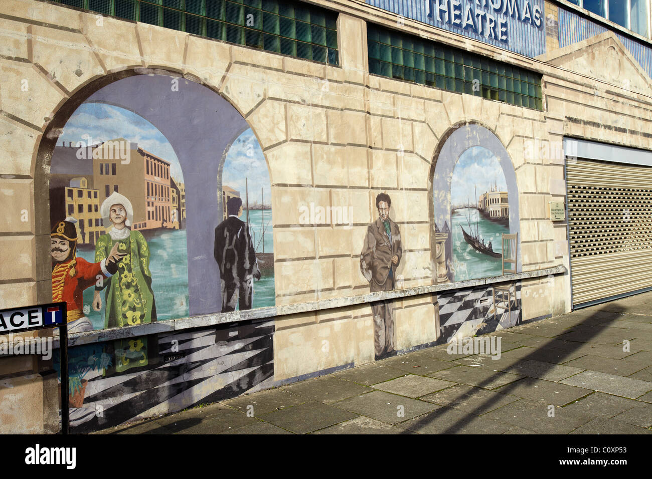 Painting mural theatre hi-res stock photography and images - Alamy