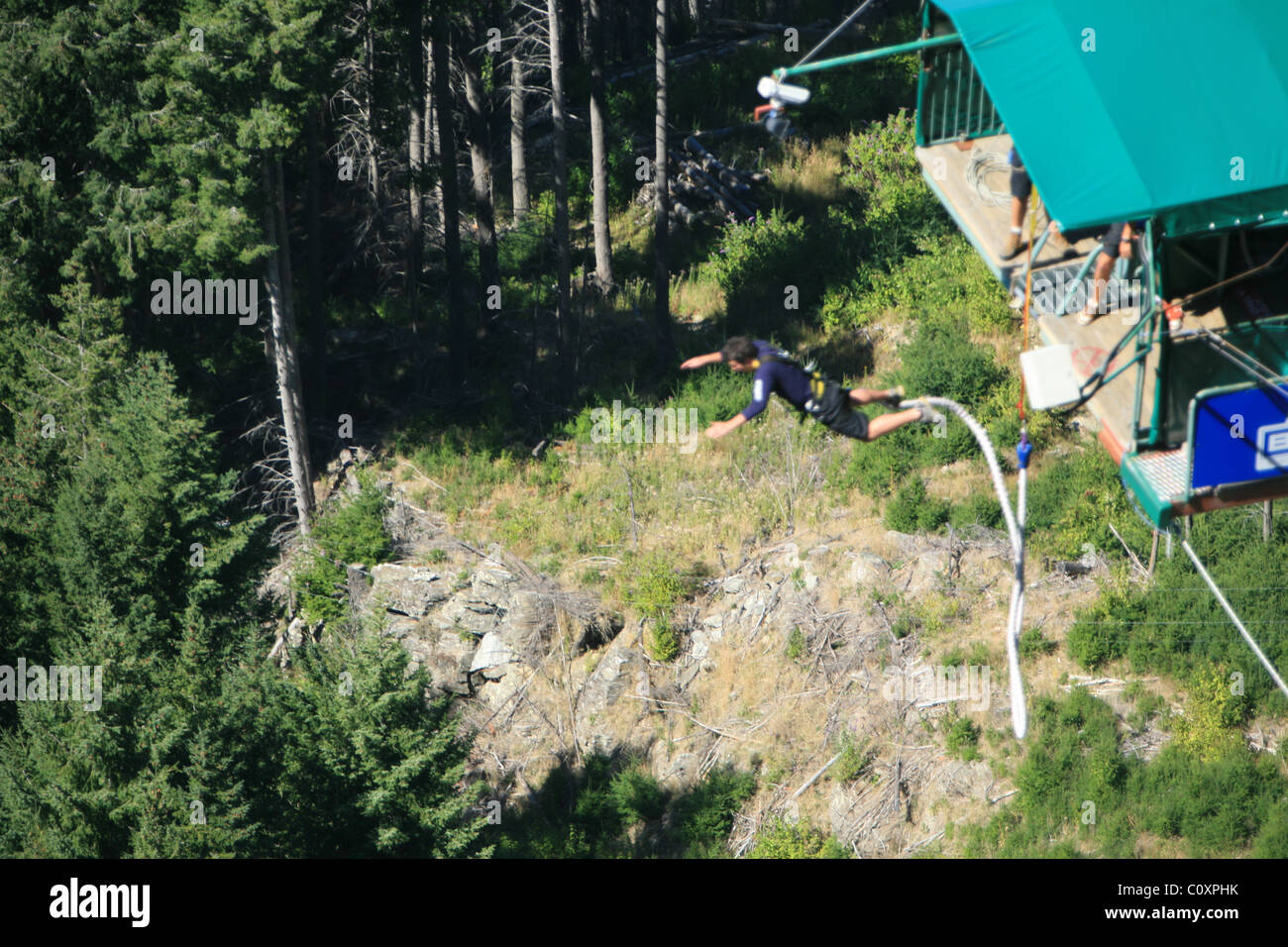 Bungee jumping queenstown new zealand hi-res stock photography and ...