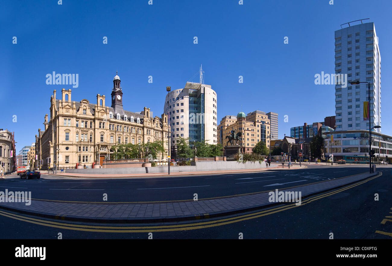 Leeds city centre leeds station hi-res stock photography and images - Alamy