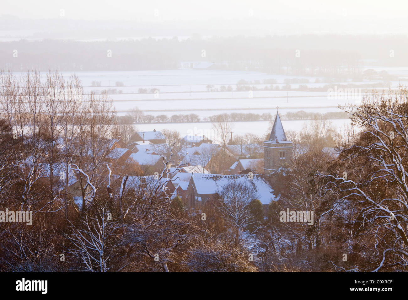 A snowy scene showing the English countryside in winter Stock Photo - Alamy