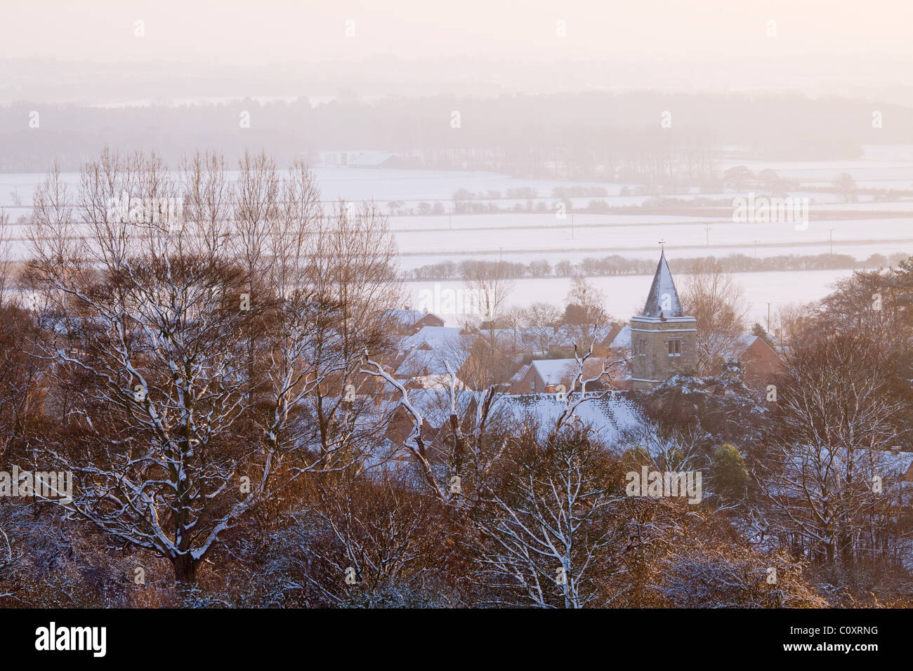 England countryside village hi-res stock photography and images - Alamy