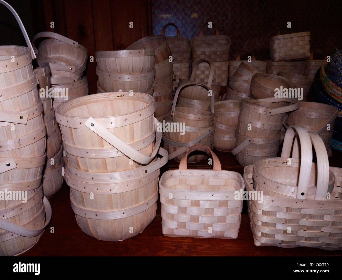 Wooden trugs hi-res stock photography and images - Alamy