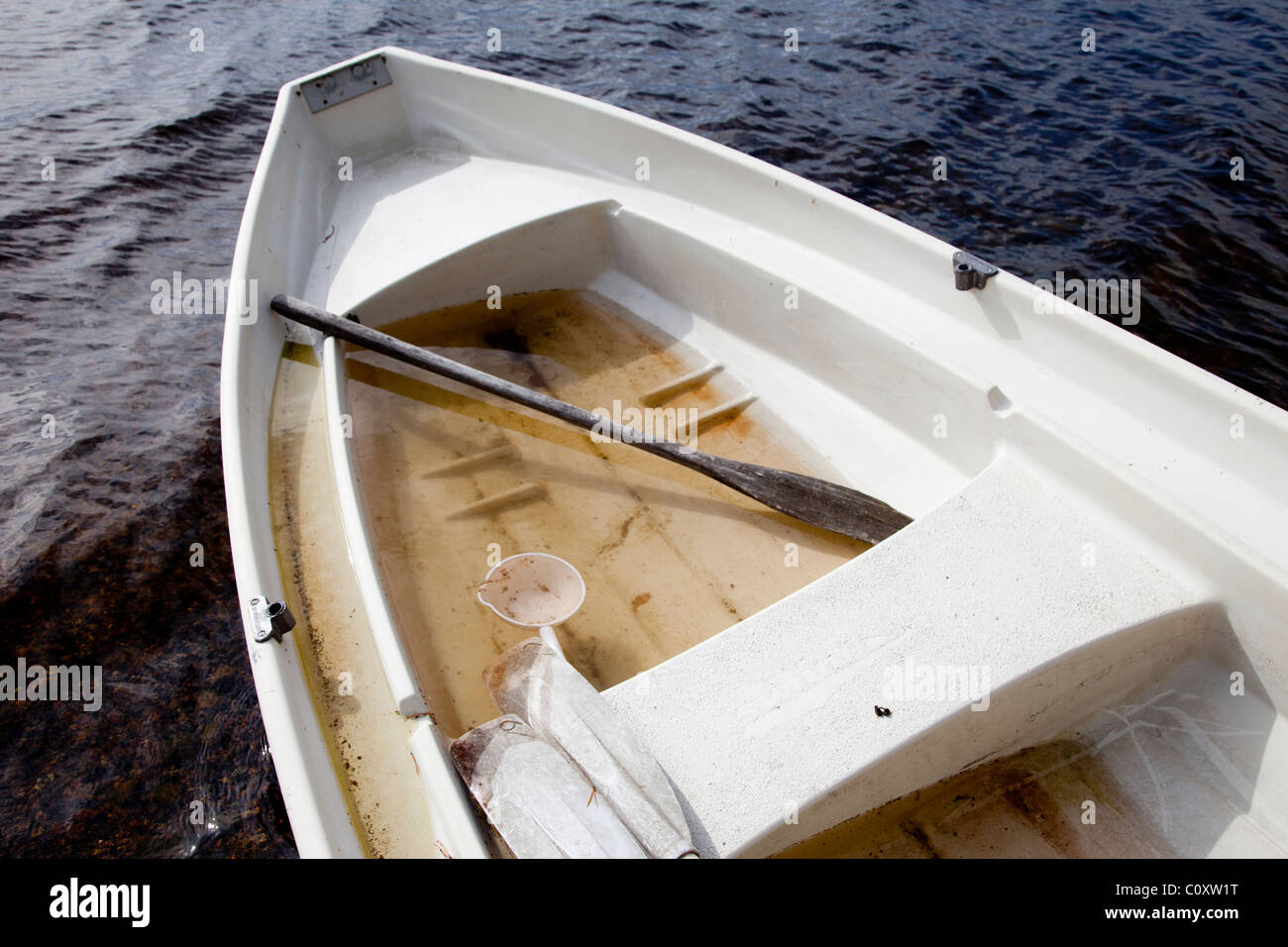 Leaking boat hi-res stock photography and images - Alamy